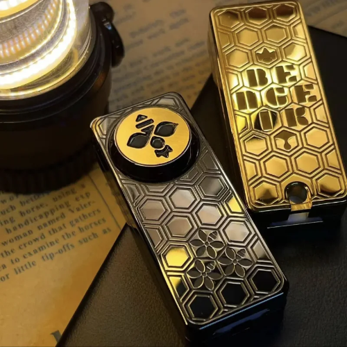 Bee Emperor Fidget Slider – Magnetic Spin & Slide EDC Toy